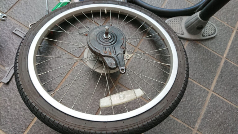 2端子のハブダイナモに1線のハブダイナモライト取り付けた | まちぽた日記